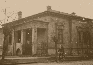 Basch House 1887 - Istorija